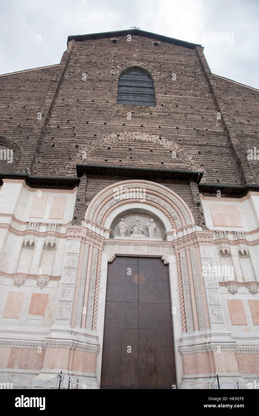 Cathedral Church Building; Piazza Maggiore Square; Bologna; Italy Stock ...