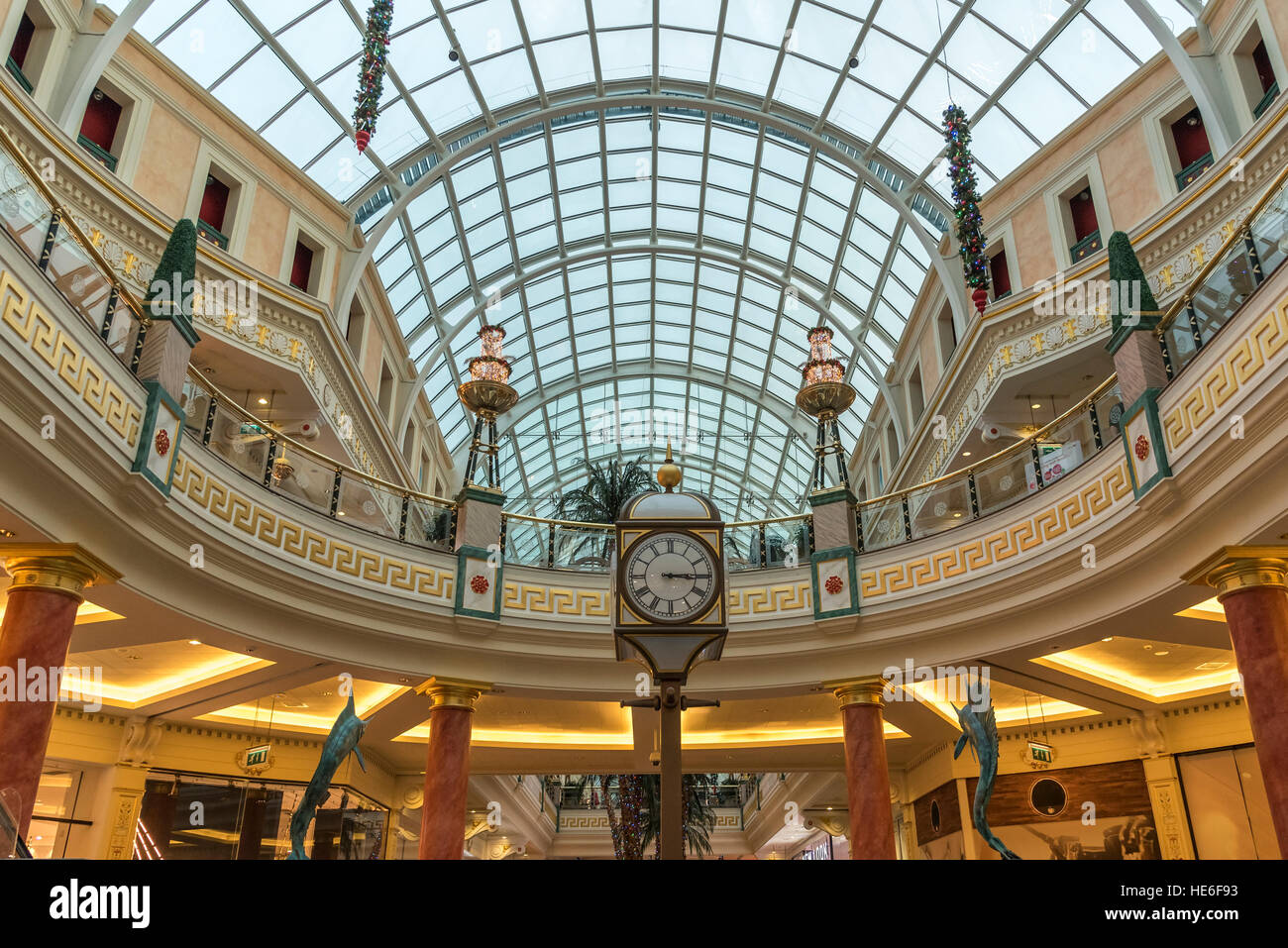 Trafford park shopping centre manchester hi-res stock photography and ...