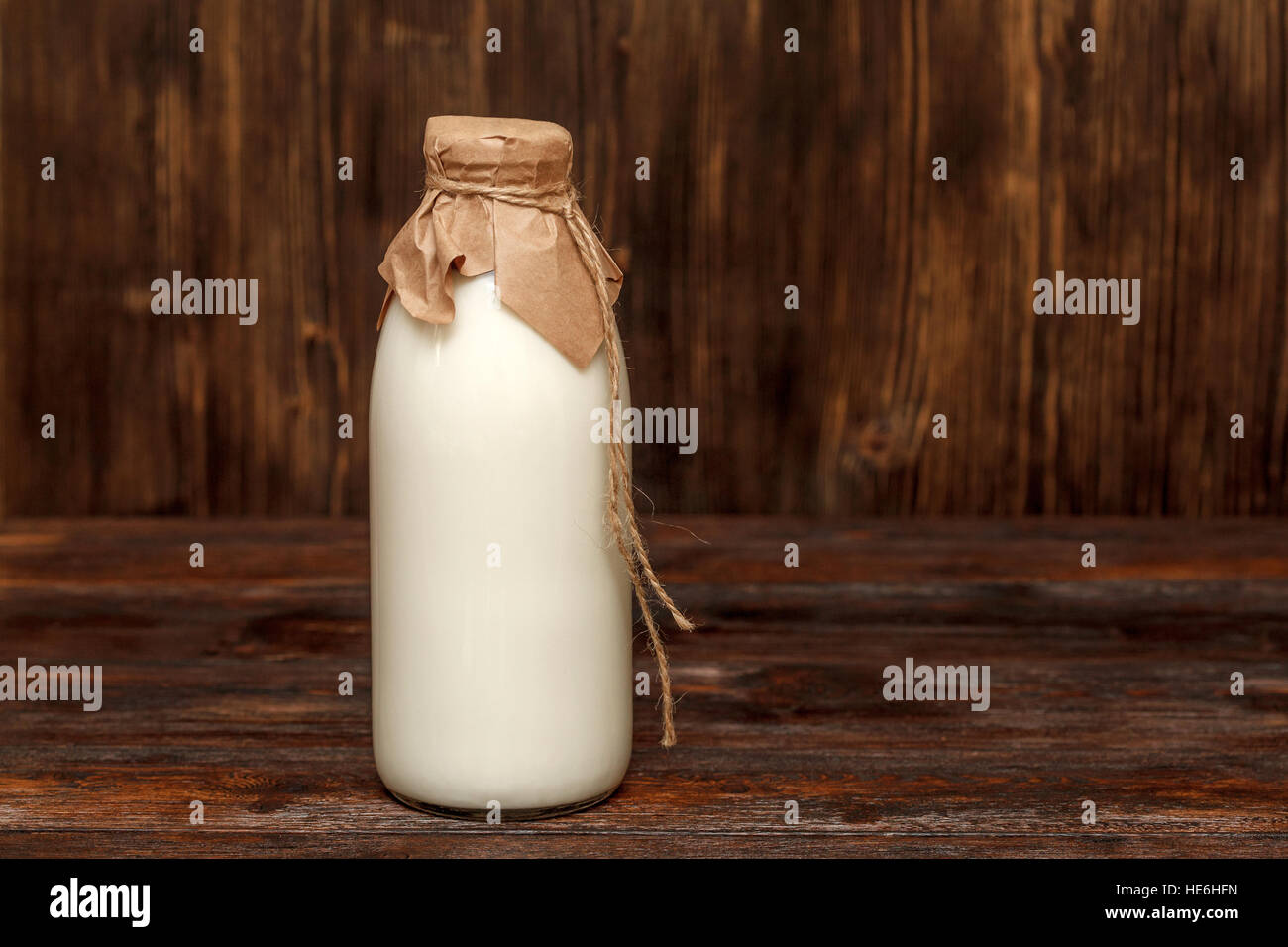 Milk wooden hi-res stock photography and images - Alamy