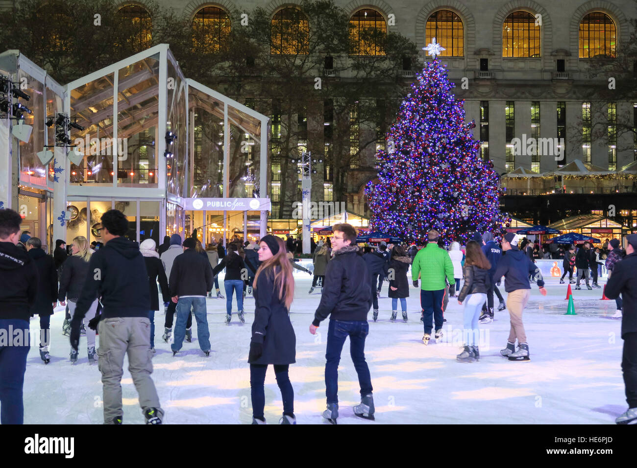 Skating shop hi-res stock photography and images - Alamy