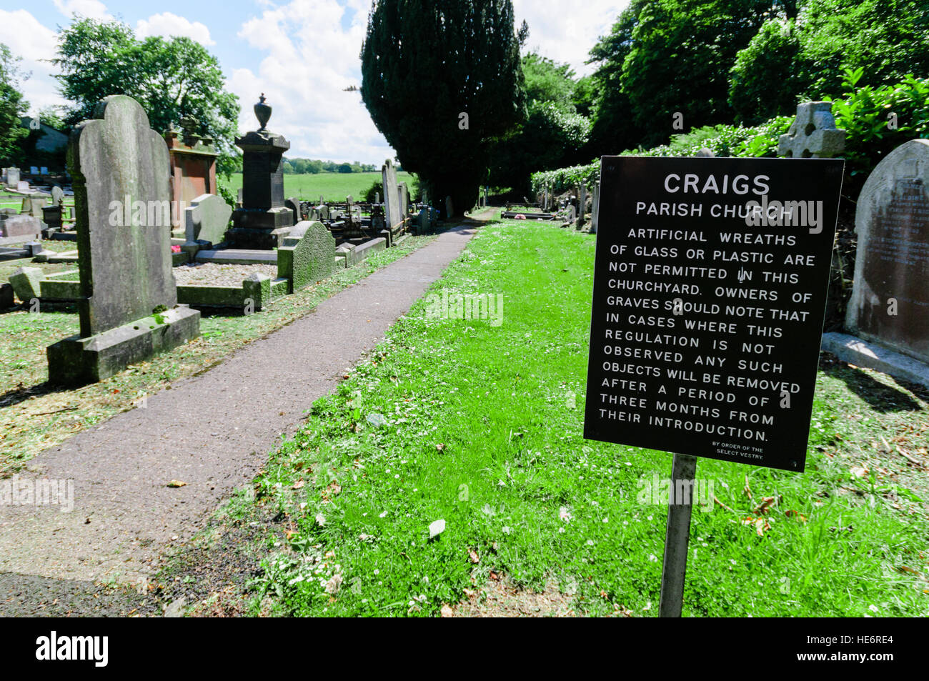 Graveyard sign hi-res stock photography and images - Alamy