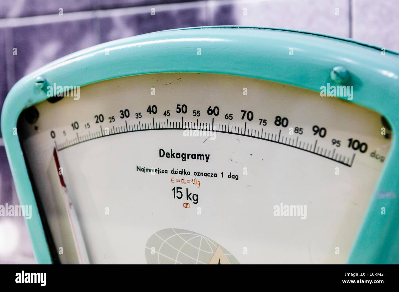 Old fashioned traditional weighing scales hi-res stock photography and ...