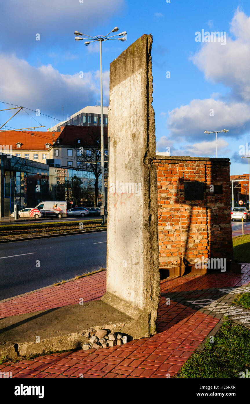 Communist berlin wall hi-res stock photography and images - Alamy
