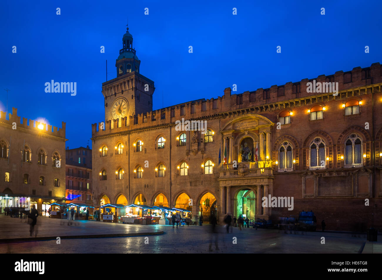 Bologna city hall hi-res stock photography and images - Alamy