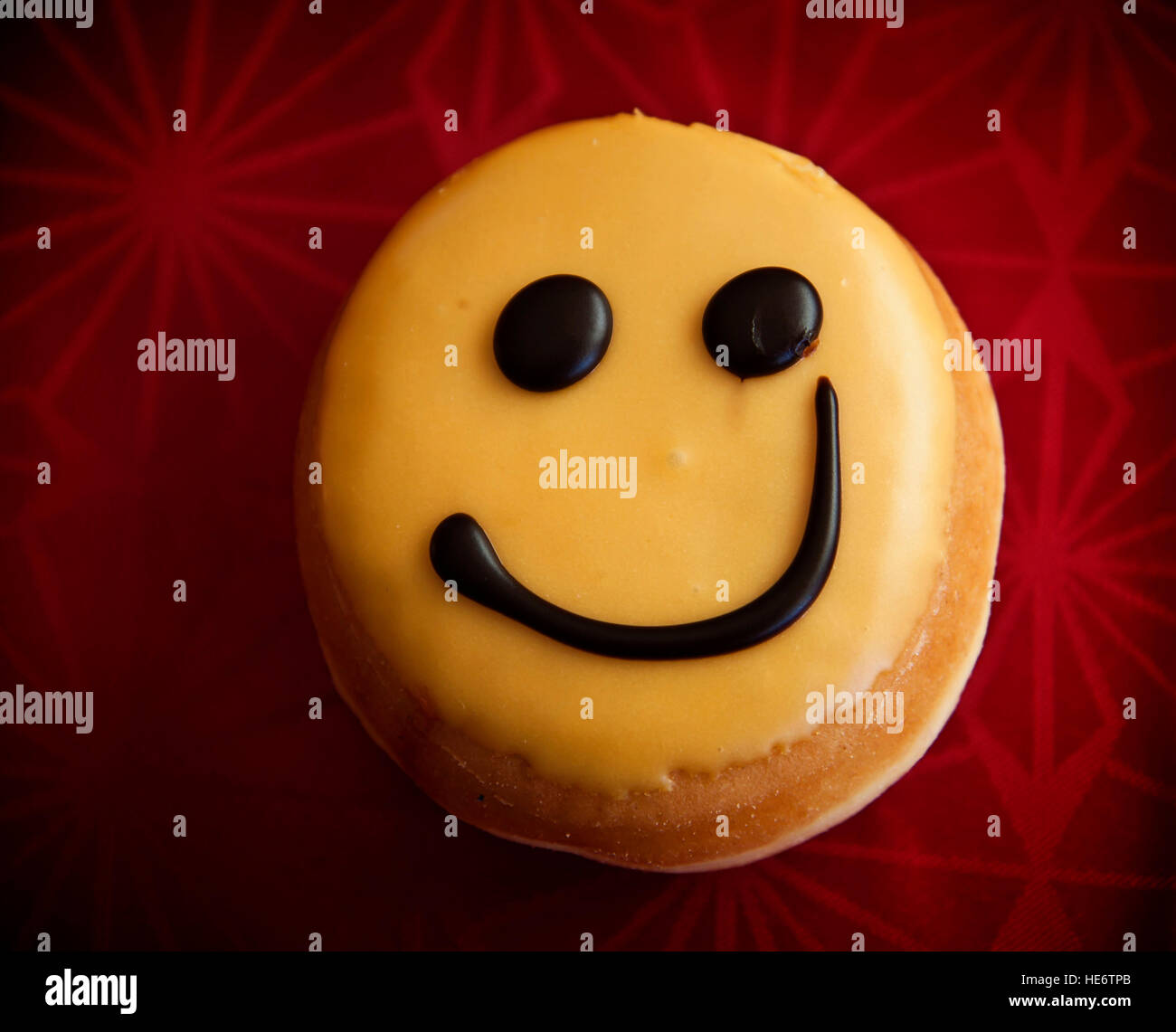 Donut smiley face hi-res stock photography and images - Alamy