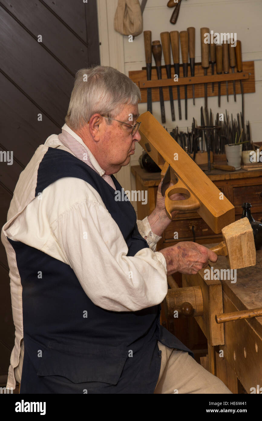 Colonial Carpenter Tools