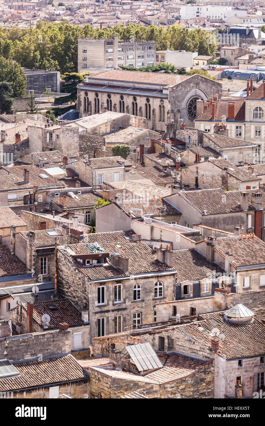 Typical building facades in the city of Bordeaux, France Stock Photo ...