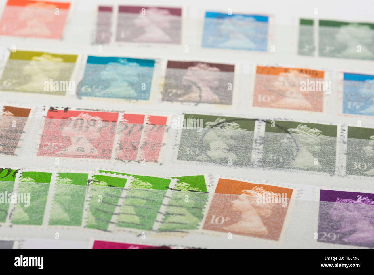 Uk postage stamps hi-res stock photography and images - Alamy