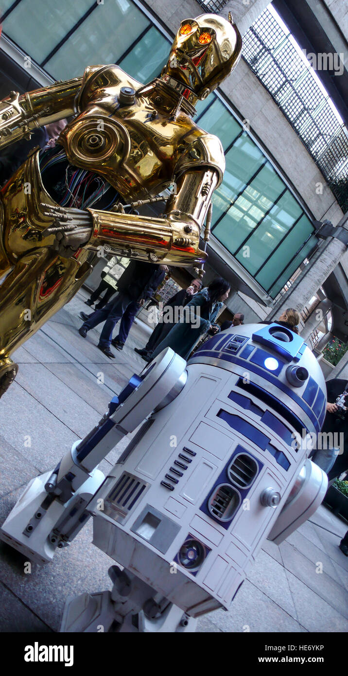 Star wars c 3po hi-res stock photography and images - Alamy