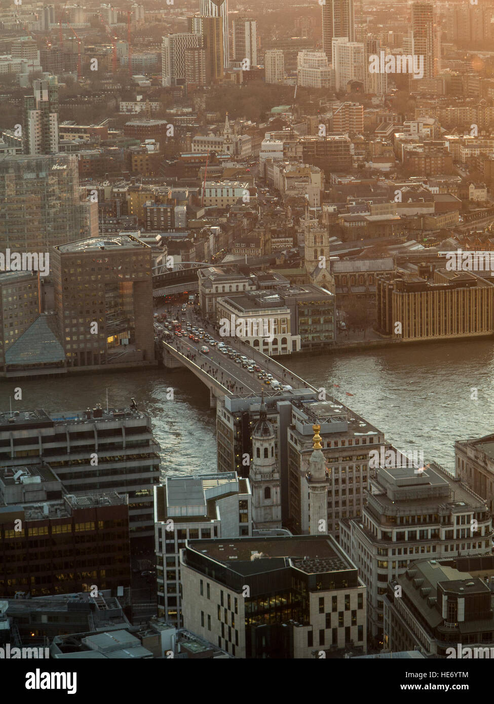 Pwc london bridge hi-res stock photography and images - Alamy