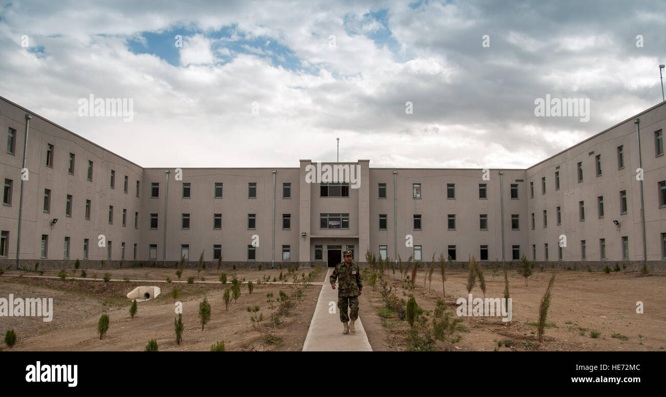 Kabul university hi-res stock photography and images - Alamy