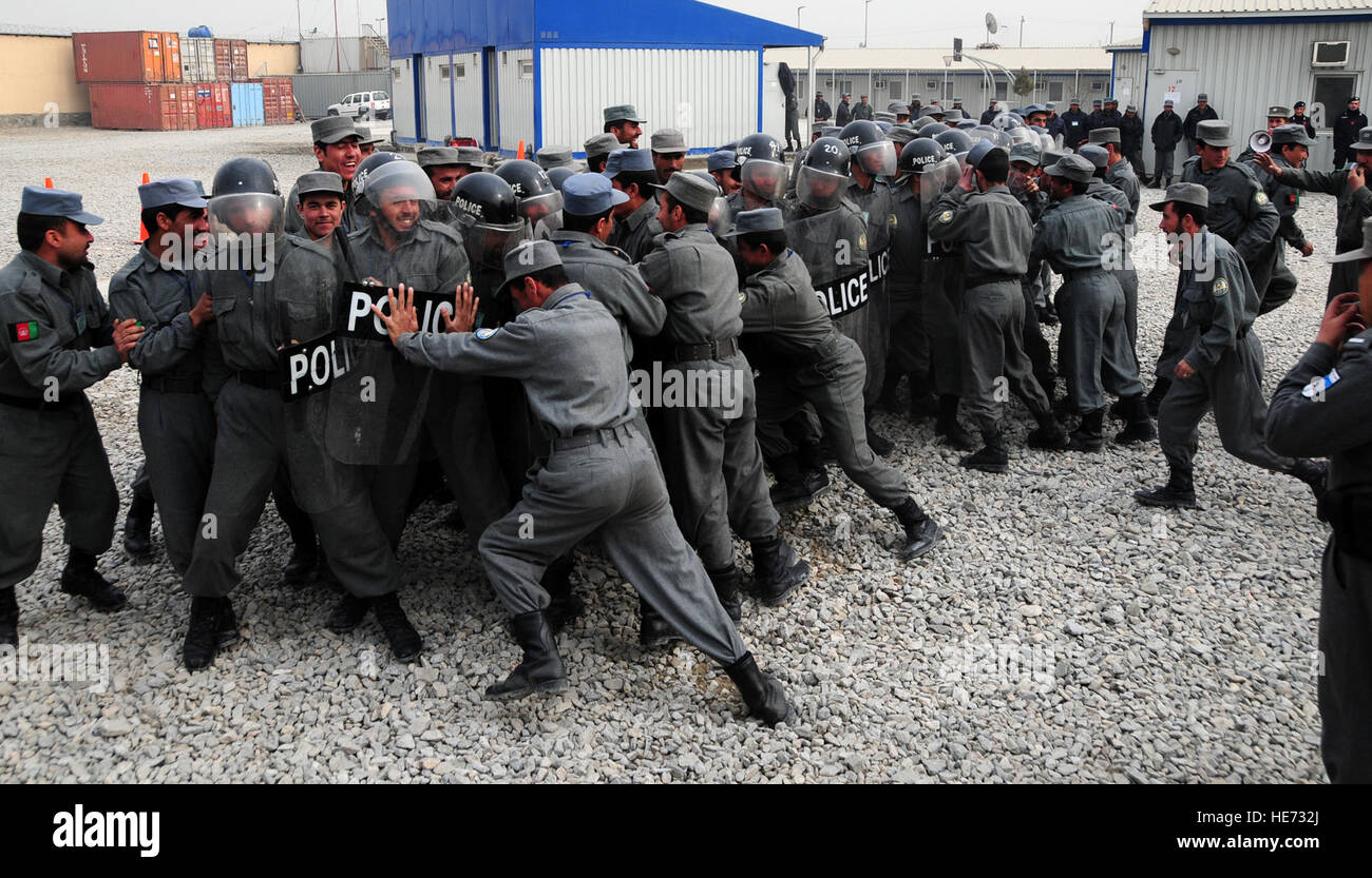 100116-F-1020B-221 Kabul - Afghan National Police (ANP) trainees ...