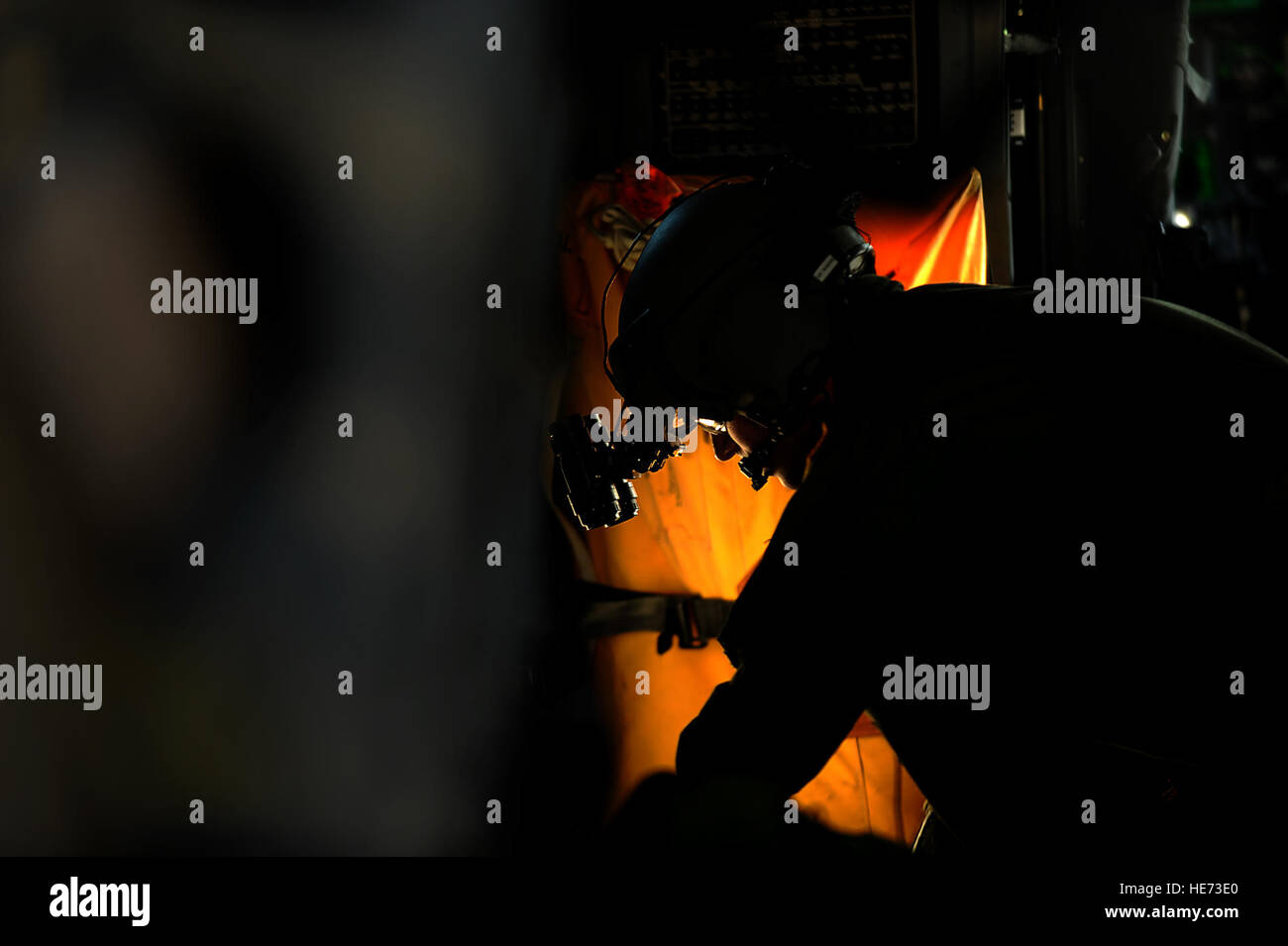 CV-22 Osprey Flight Engineers SSgt. Eric Wiggins from the 8th Special ...