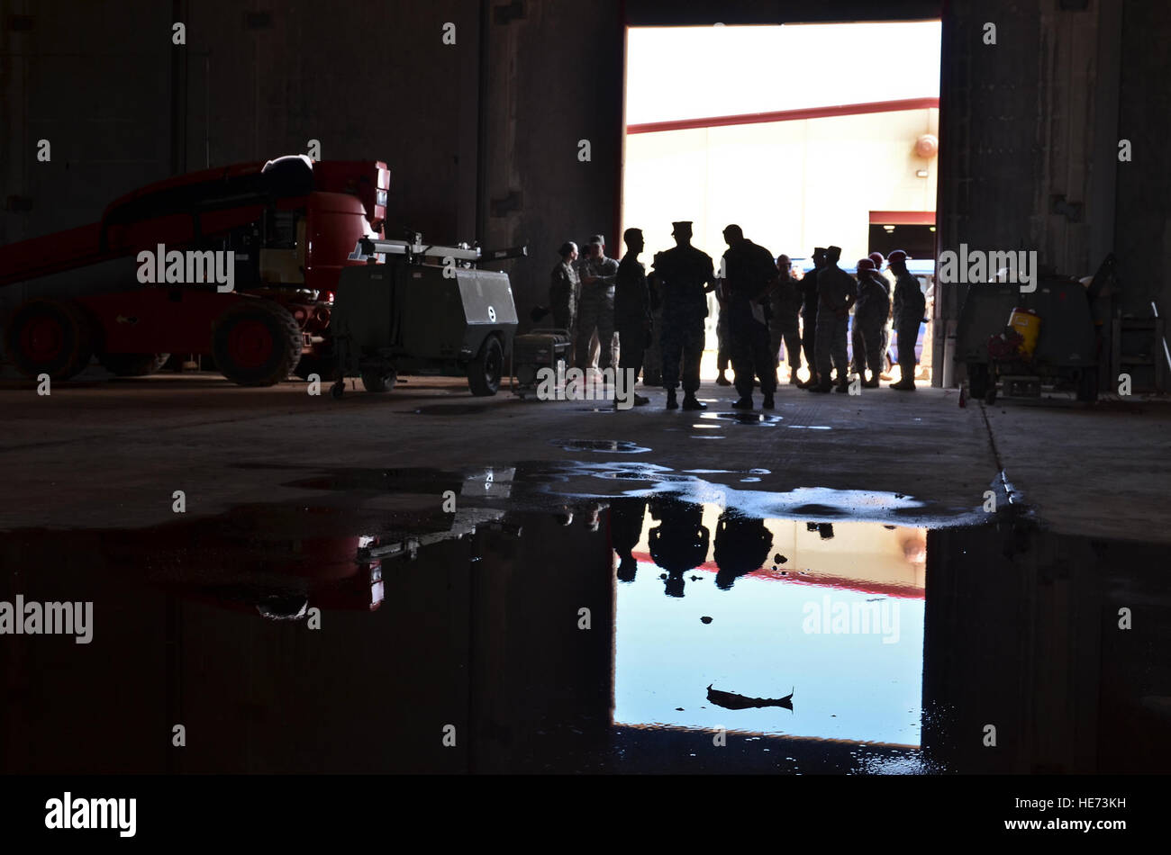 Airmen from the 554th RED HORSE Squadron brief U.S. Air Force, Marine ...