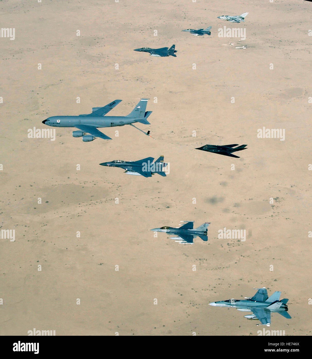 Operation iraqi freedom aircraft hi-res stock photography and images ...