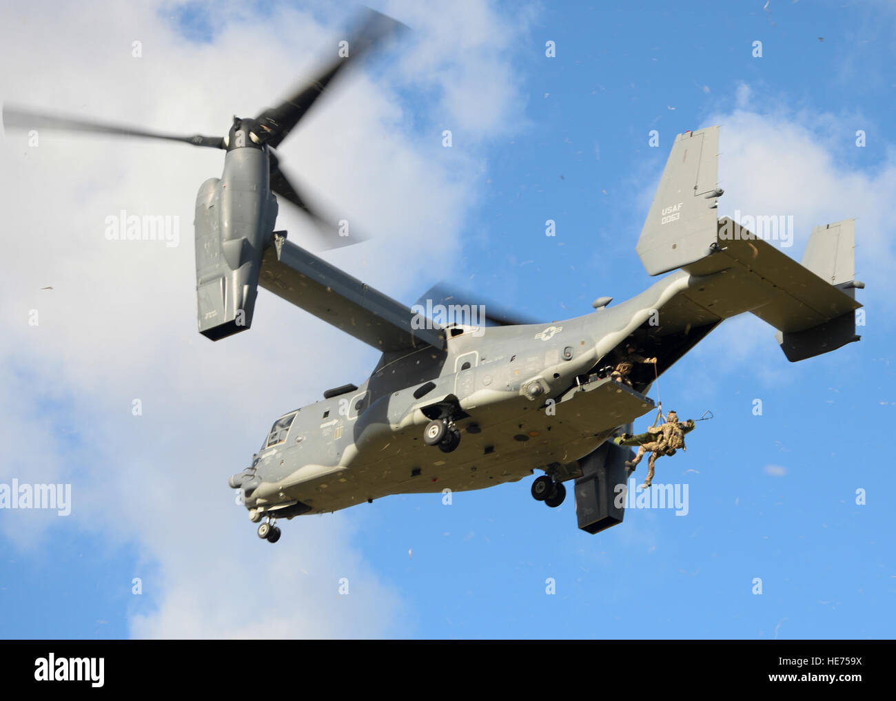 U.S. Air Force air commandos assigned to the 321st Special Tactics ...