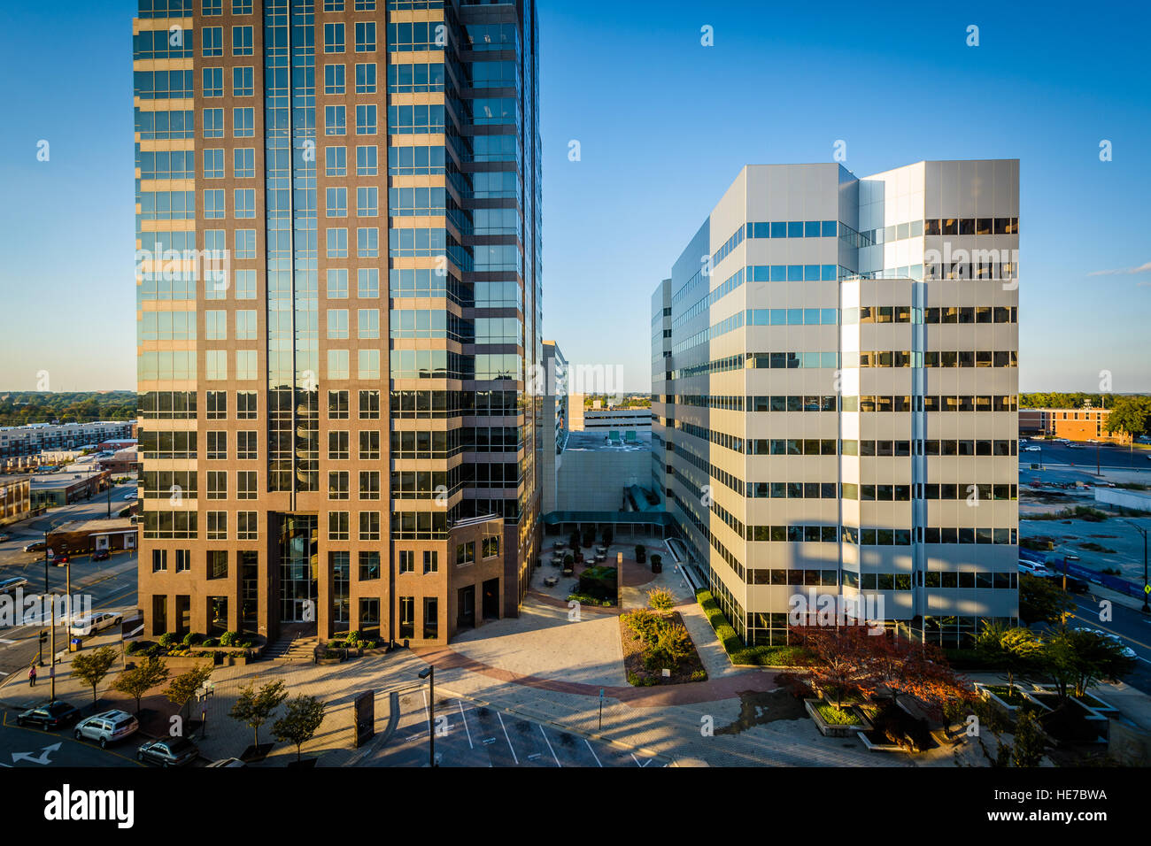 Greensboro city skyline downtown hi-res stock photography and images ...