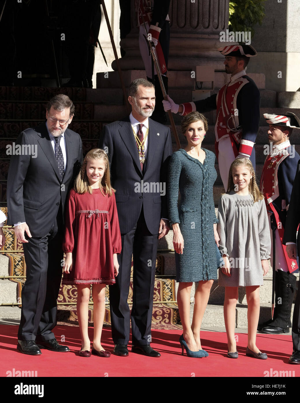 King Felipe VI of Spain, Queen Letizia of Spain and their daughters ...
