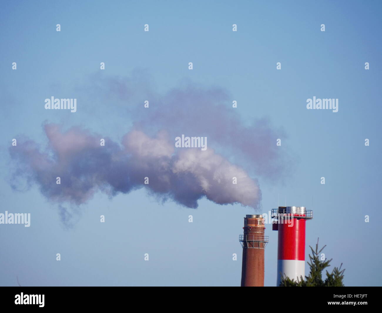 Industrial pollution smoke steam smog hi-res stock photography and ...