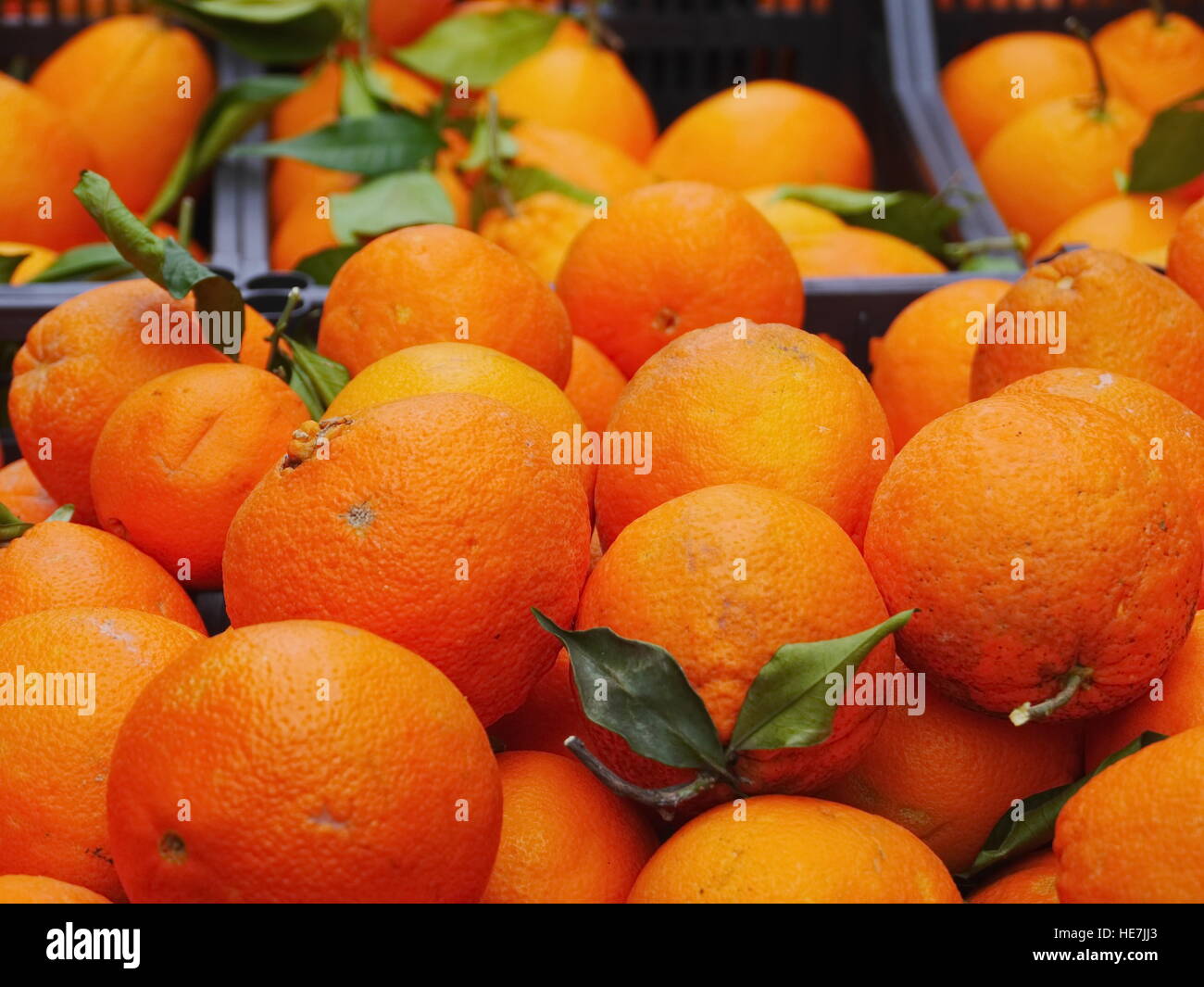Farmers market green orange hi-res stock photography and images - Alamy