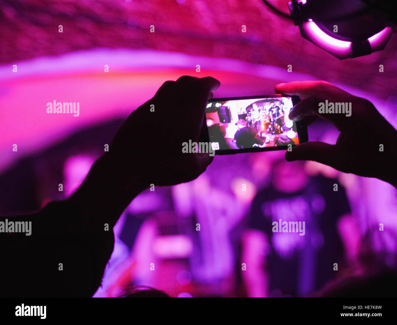 smart phone concert Stock Photo - Alamy
