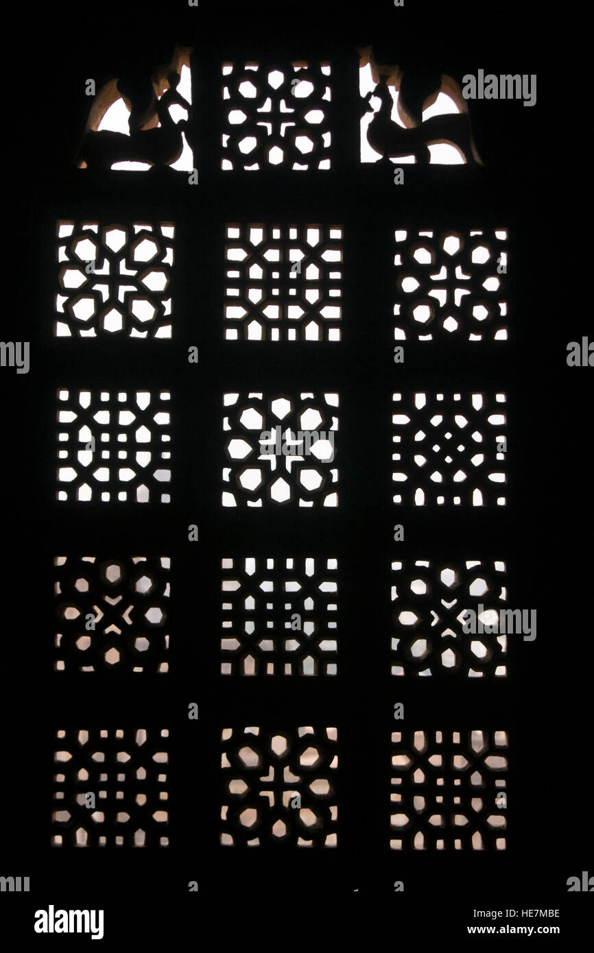 Patterned stone screen window of old Indian royal palace (Jahangir ...
