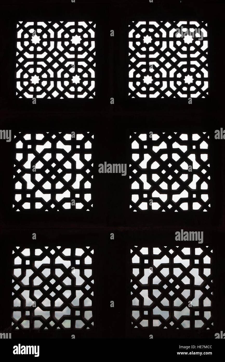 Patterned stone screen window of old Indian royal palace (Jahangir ...