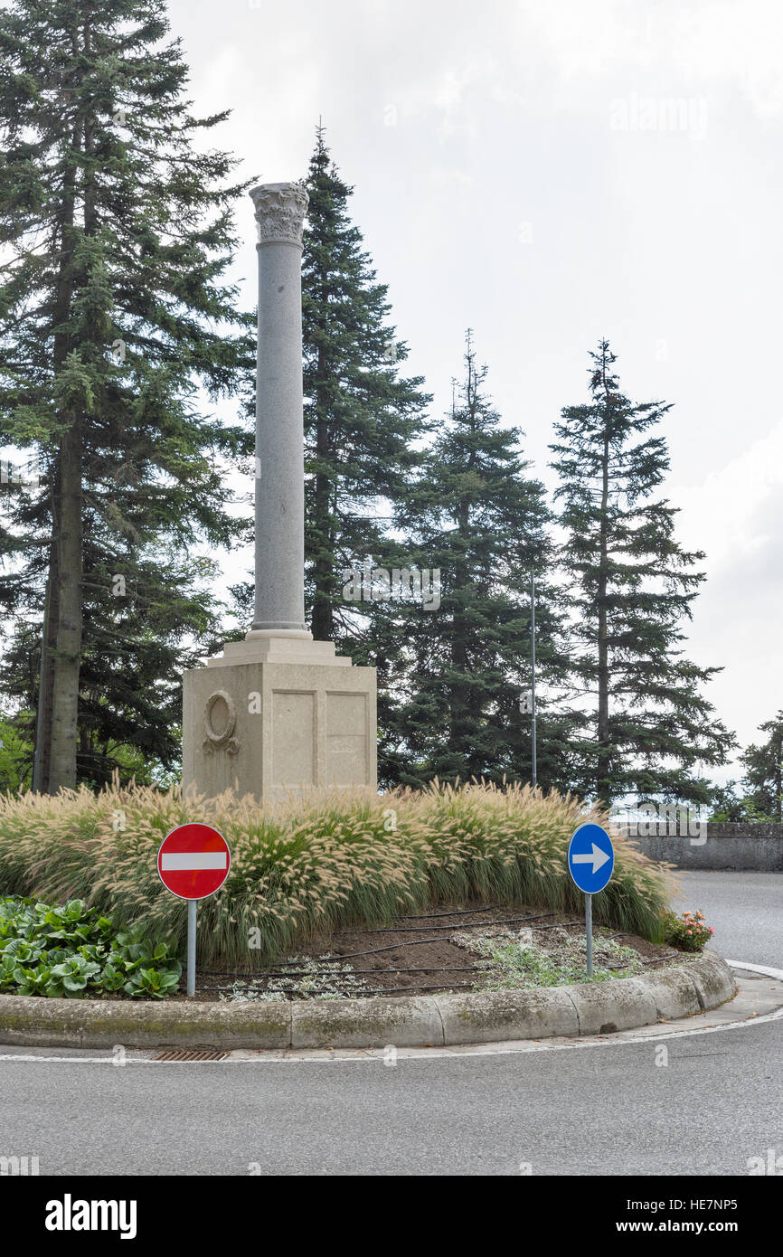 Roman column hi-res stock photography and images - Alamy