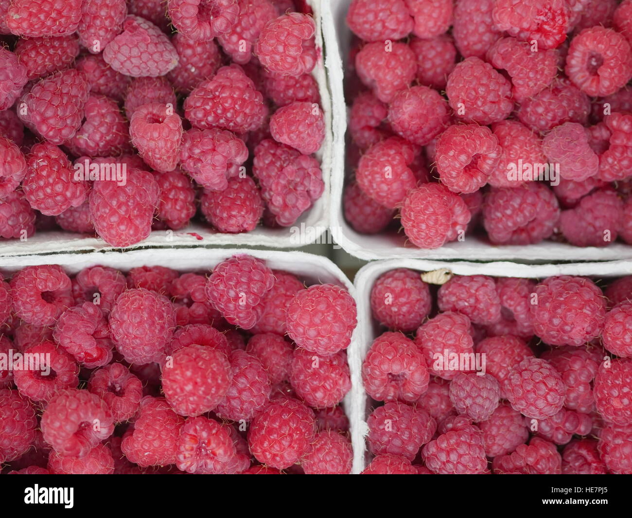 raspberry market organic Stock Photo - Alamy