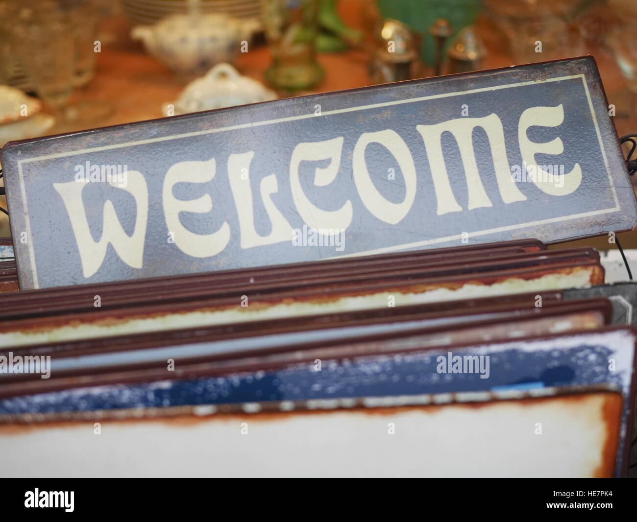 old welcome sign Stock Photo - Alamy