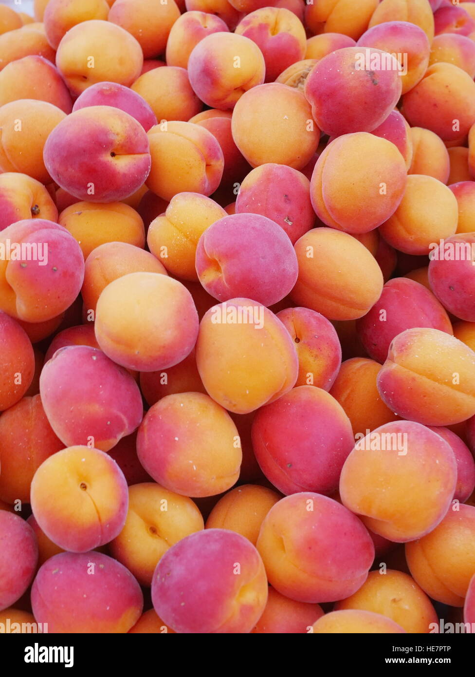 Apricot market hi-res stock photography and images - Alamy