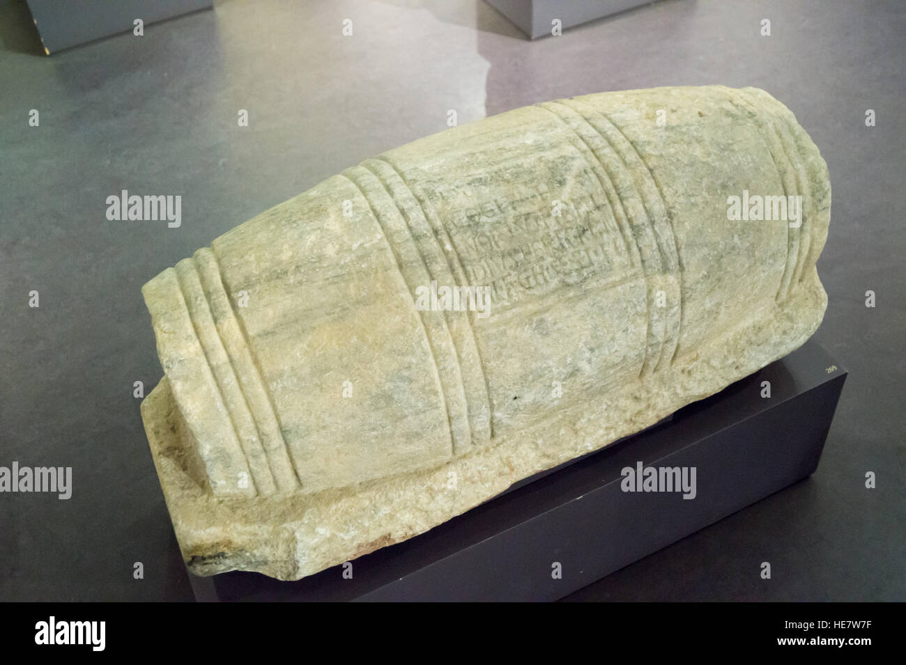 Roman barrel tomb headstone, 1st-2nd century National Archaeology ...