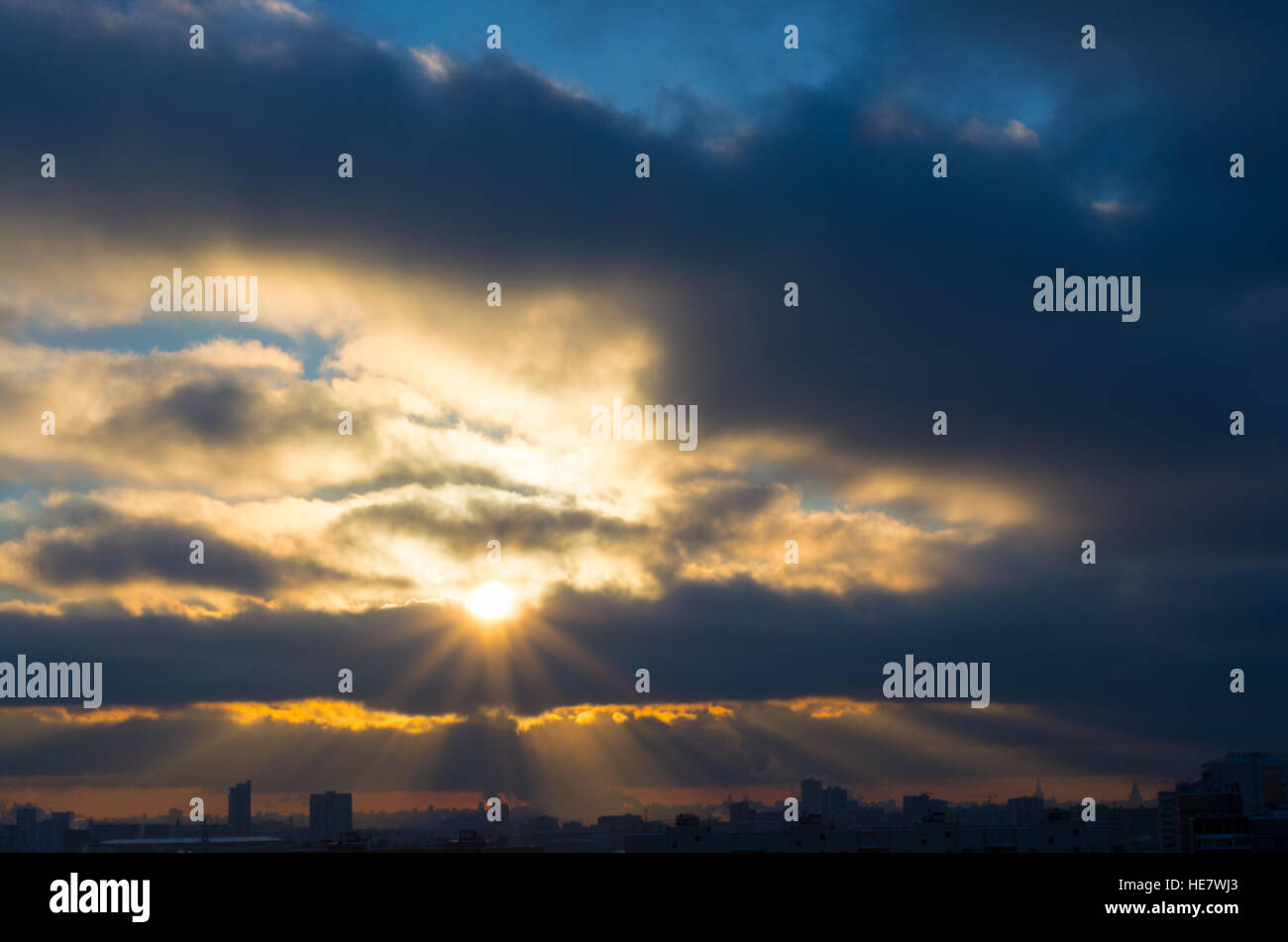Sunlight of the city hi-res stock photography and images - Alamy