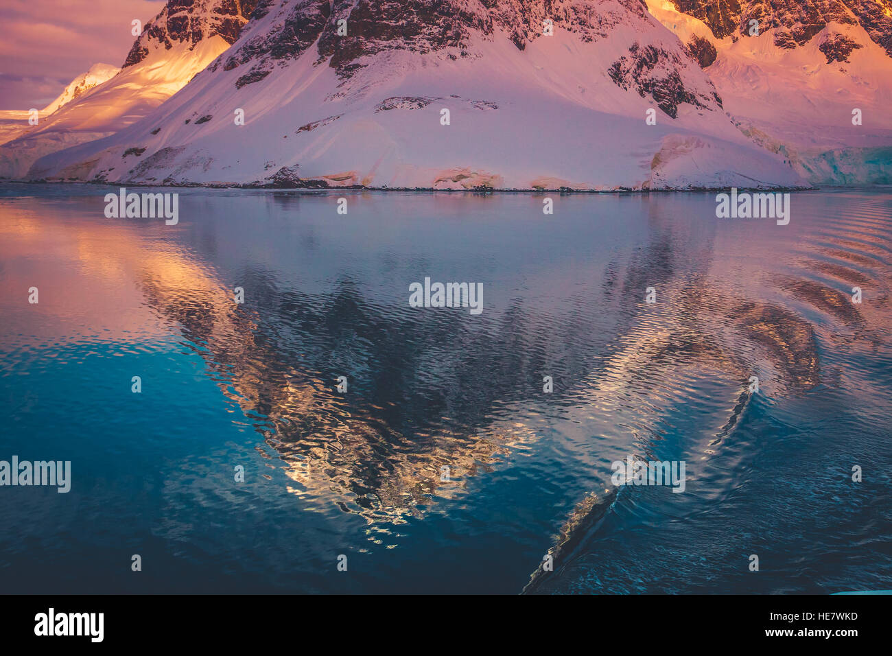 Antarctica beautiful hi-res stock photography and images - Alamy