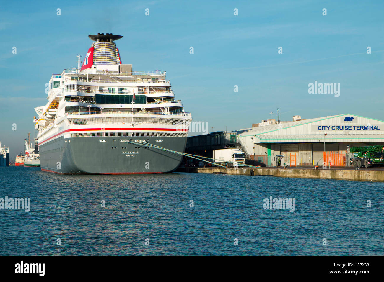 Fred Olsen Lines cruise ship Balmoral at Southampton's City Cruise ...