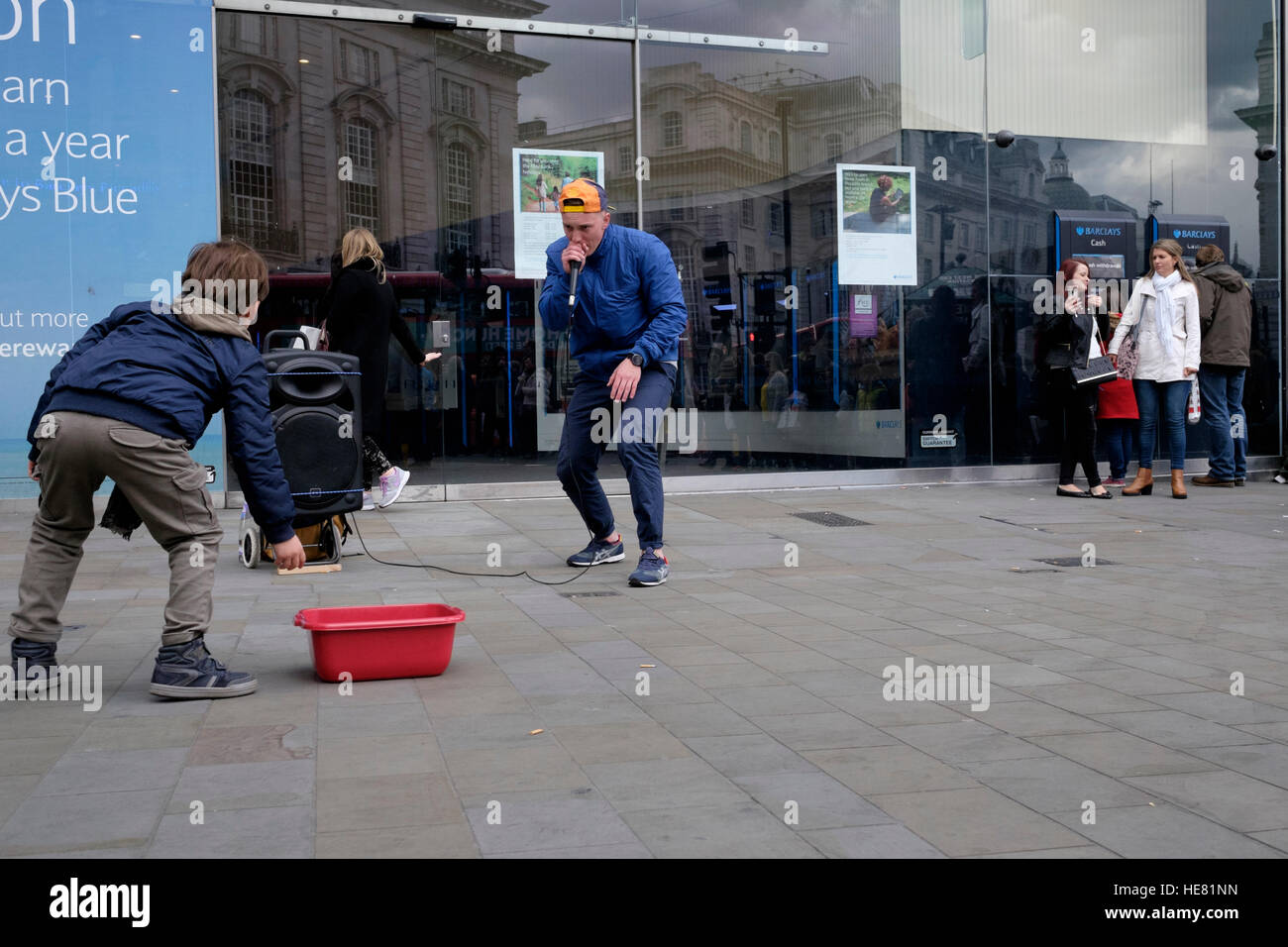 Human beatbox hi-res stock photography and images - Alamy