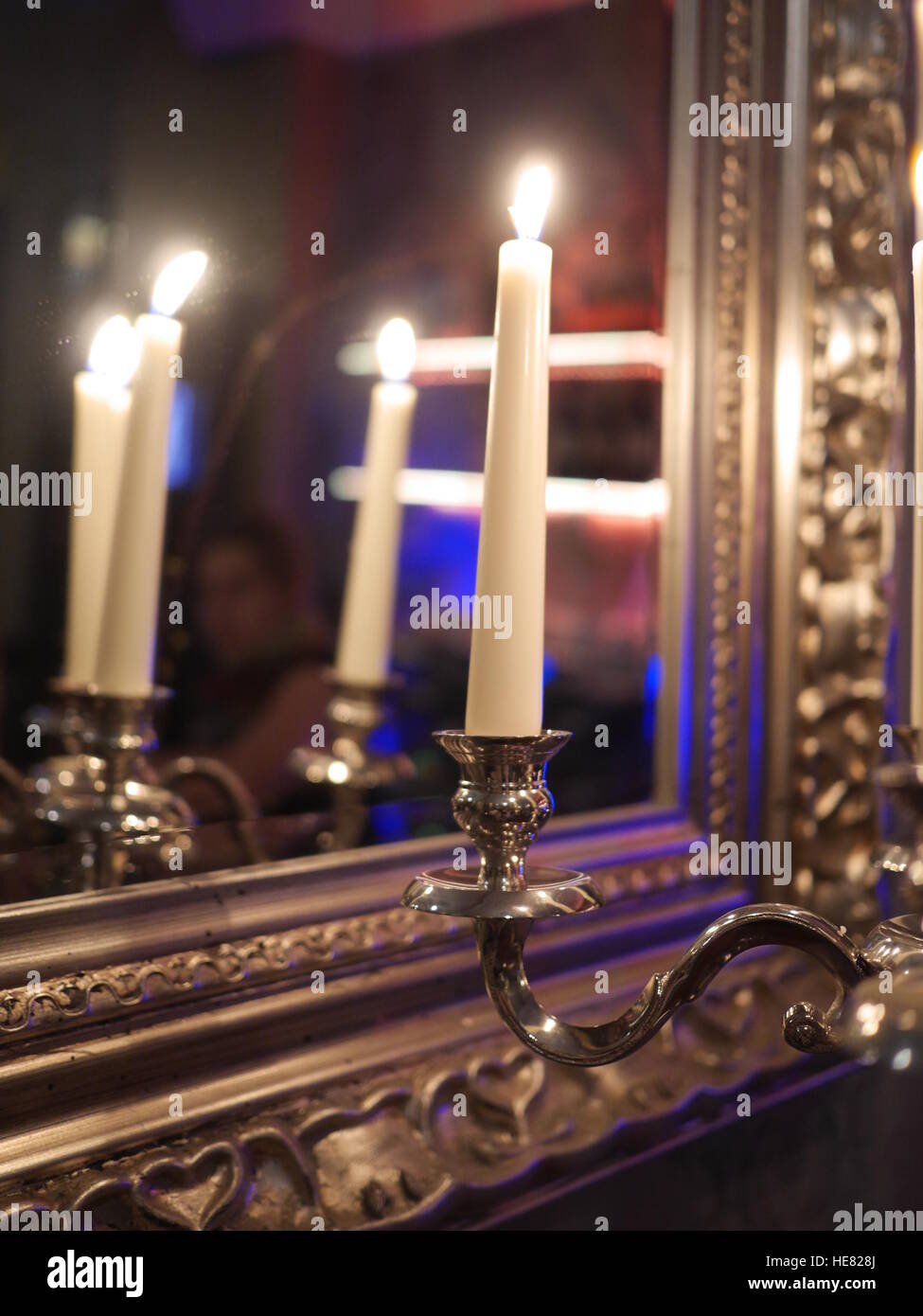 Candle mirror hi-res stock photography and images - Alamy