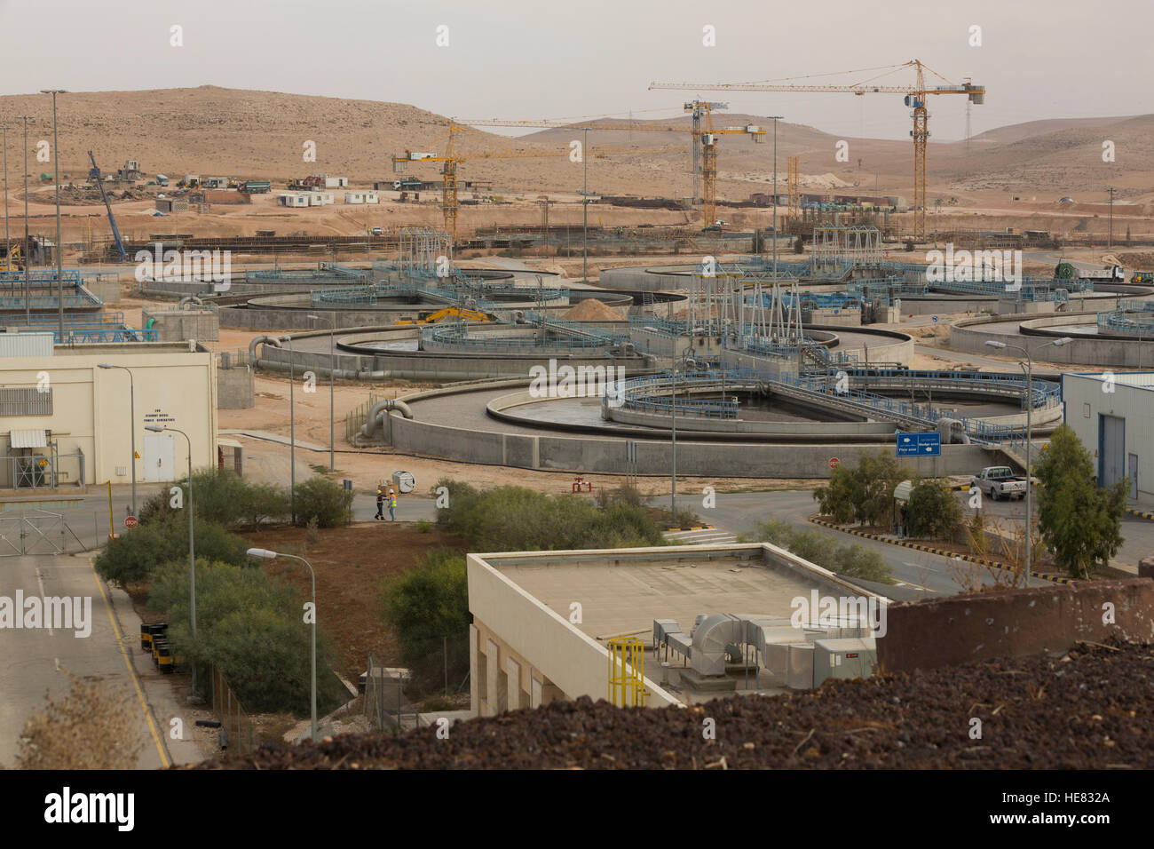 Construction of the As-Samra waste water treatment plant in Zarqa ...