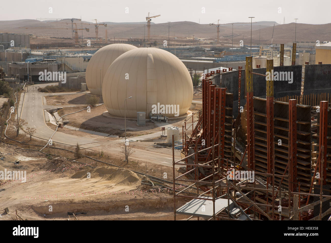 Construction of the As-Samra waste water treatment plant in Zarqa ...