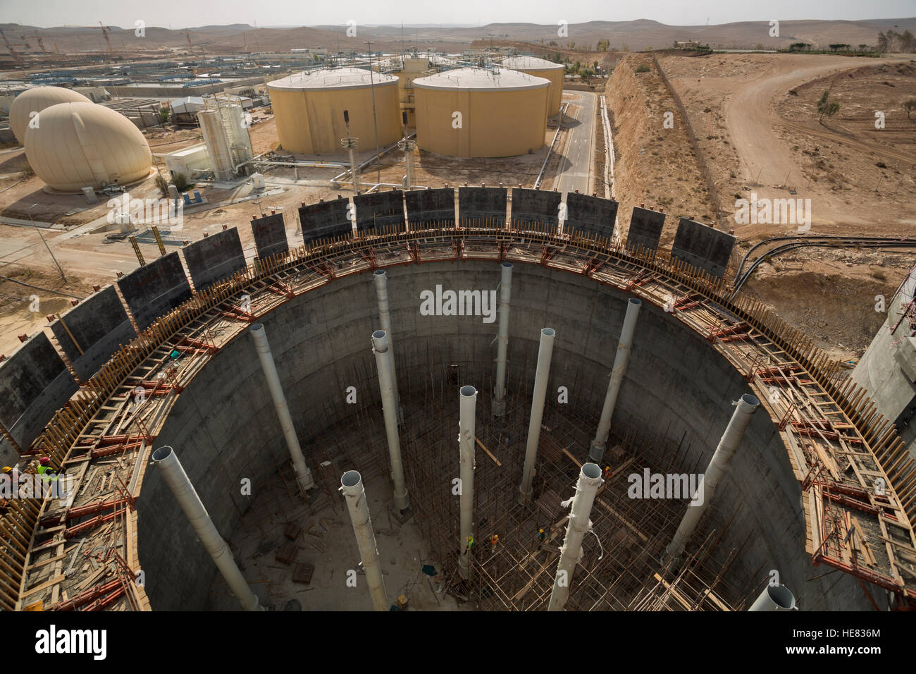 Construction of the As-Samra waste water treatment plant in Zarqa ...