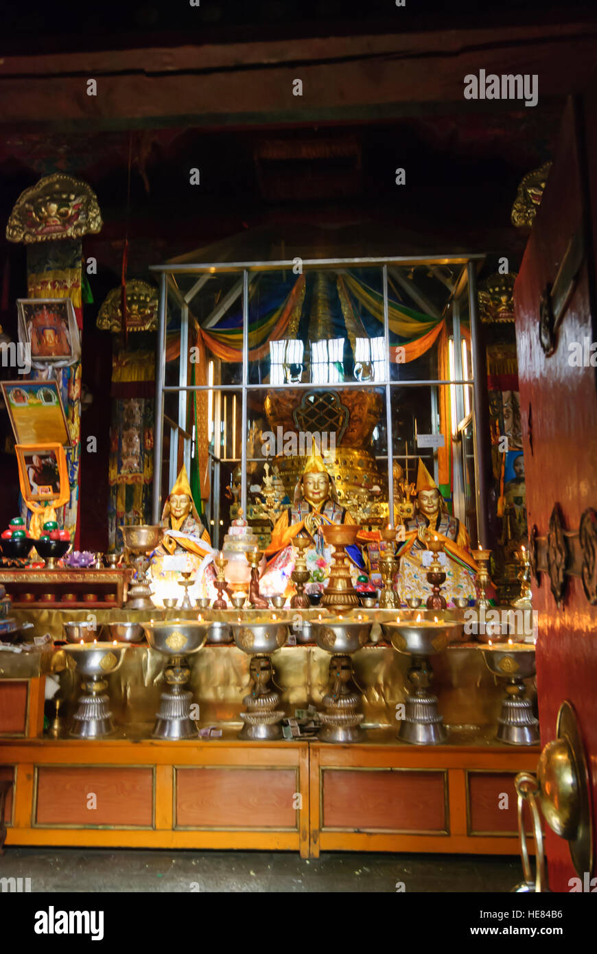 Ganden: Monastery of Ganden: Headquarters of the Gelugpa (Yellow Cap ...