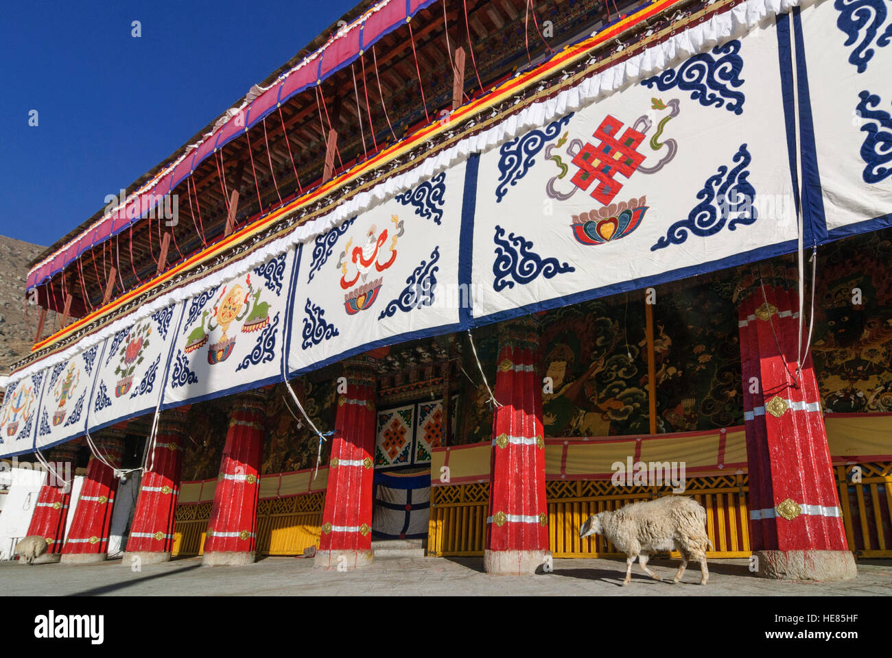Dukhang assembly hall hi-res stock photography and images - Alamy