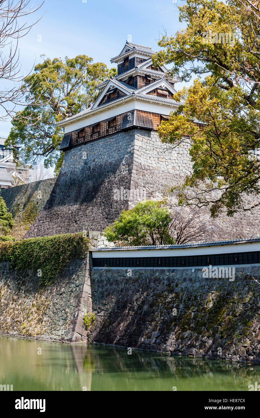 Japan, Kumamoto castle, Ginnan-jo. Iidamaru Gokai yagura, turret ...