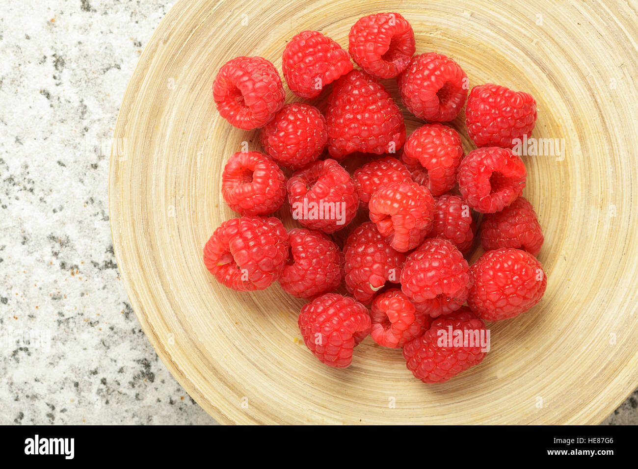Fresh raspberries raspberry fruit hi-res stock photography and images ...
