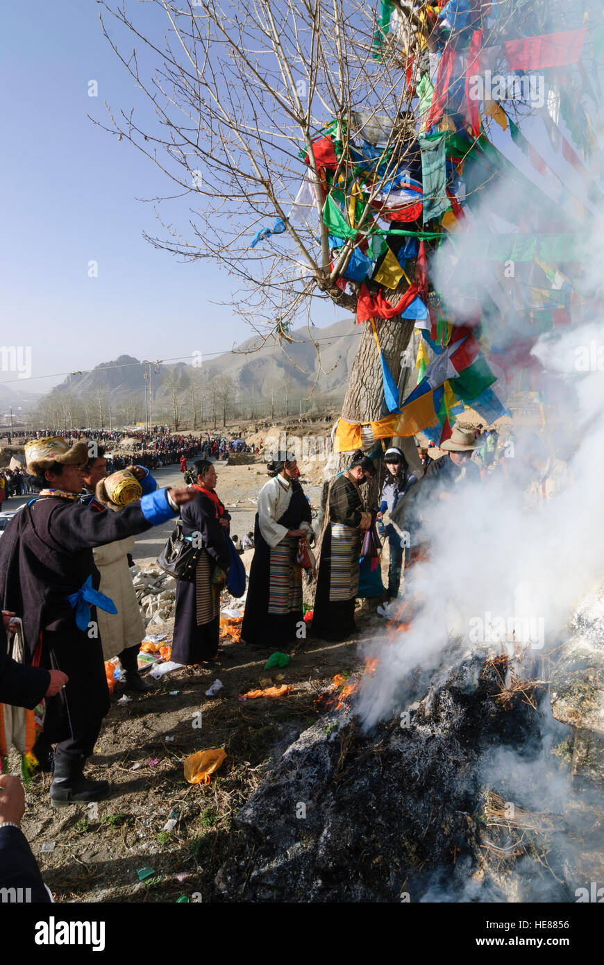 Lhasa: Tibetans attach new prayer flags to the Tibetan New Year (Losar ...