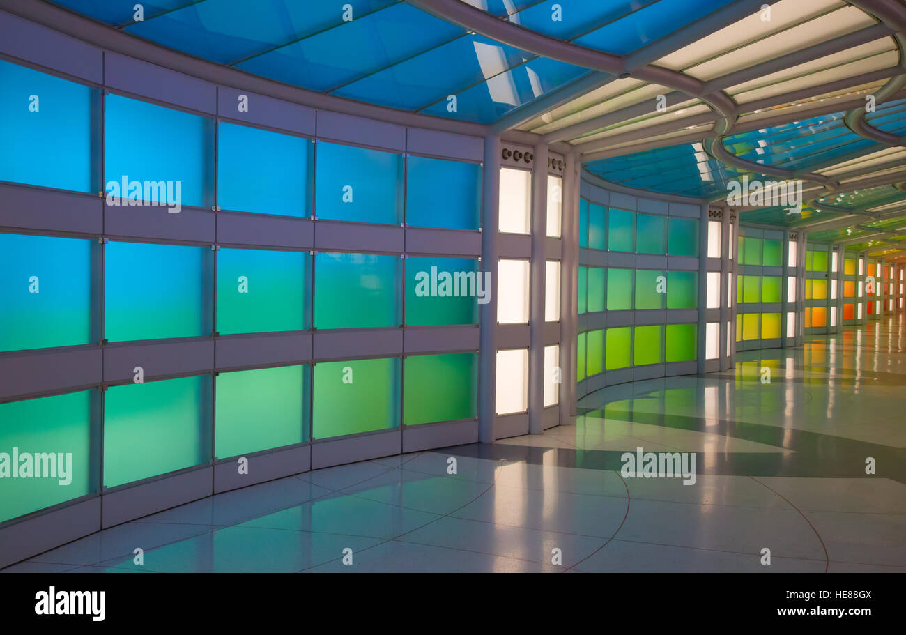 Green screen terminals hi-res stock photography and images - Alamy
