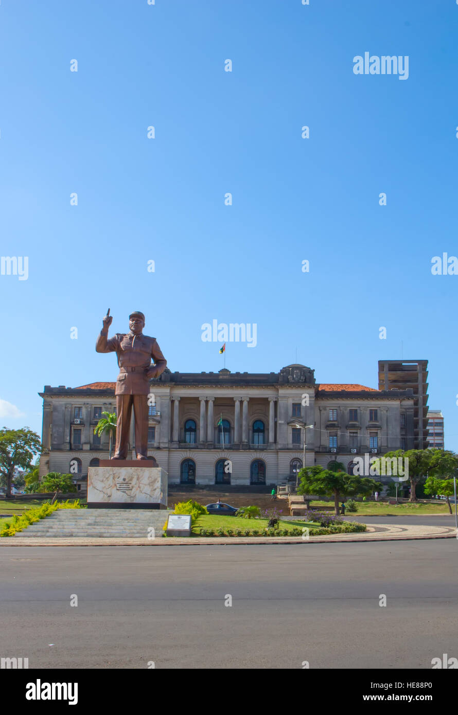 City hall and statue of Michel Samora in Maputo, Mozambique Stock Photo ...