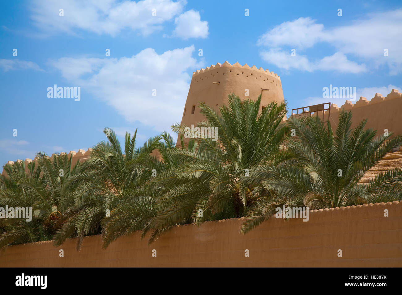Al diriyah gate hi-res stock photography and images - Alamy