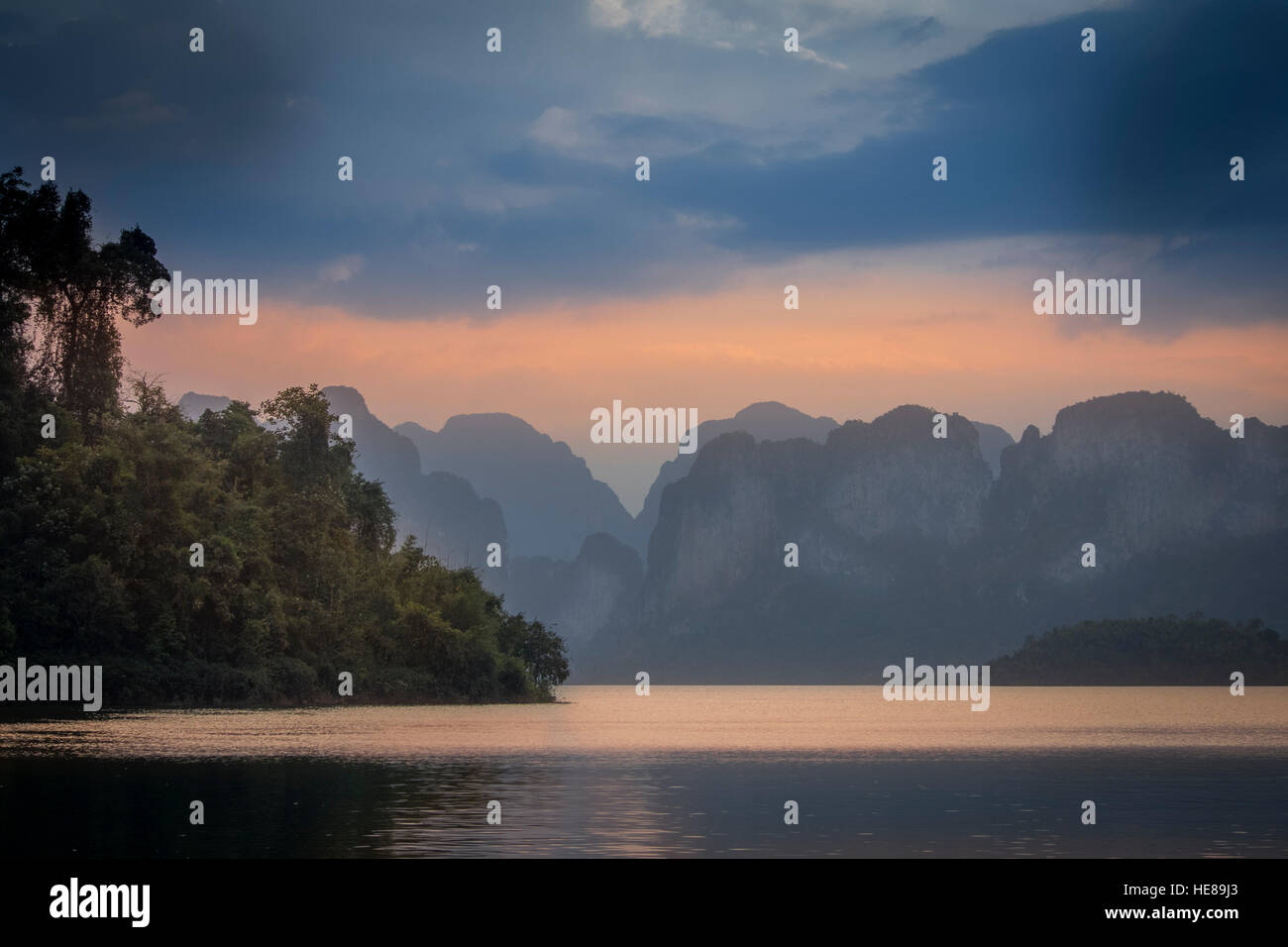 Ratchaprapha hi-res stock photography and images - Alamy