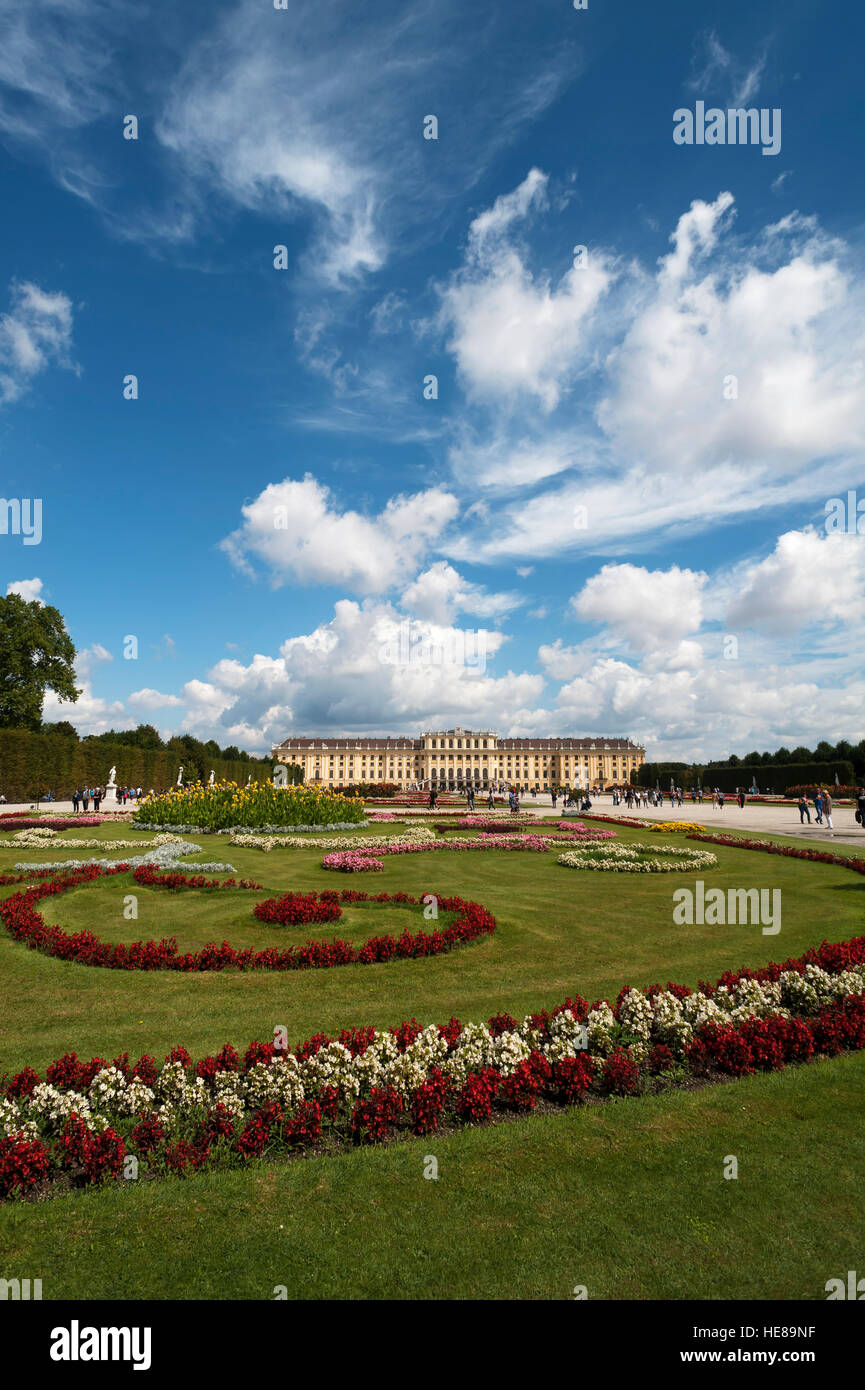 Parque austria hi-res stock photography and images - Alamy